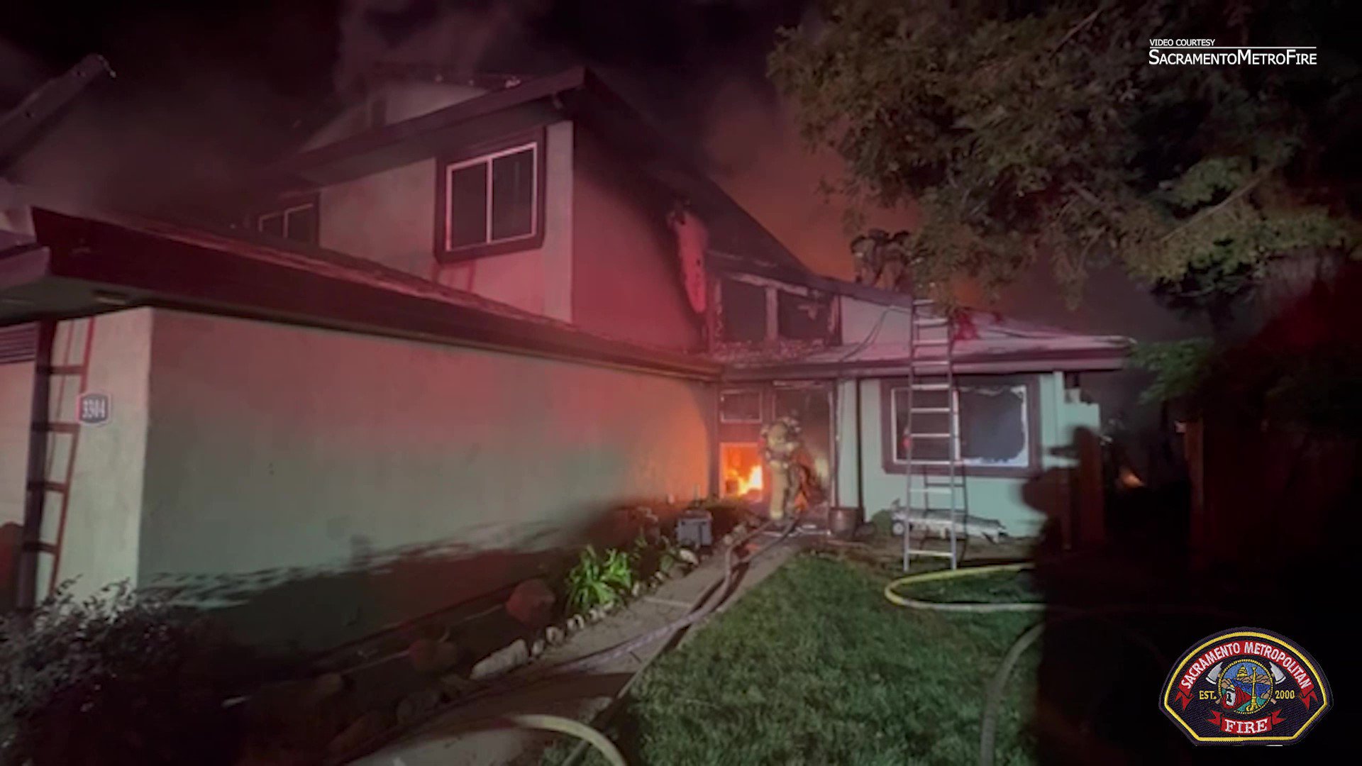 Fire Crews Quickly Contain Blaze in Rosemont, Saving Neighboring Homes